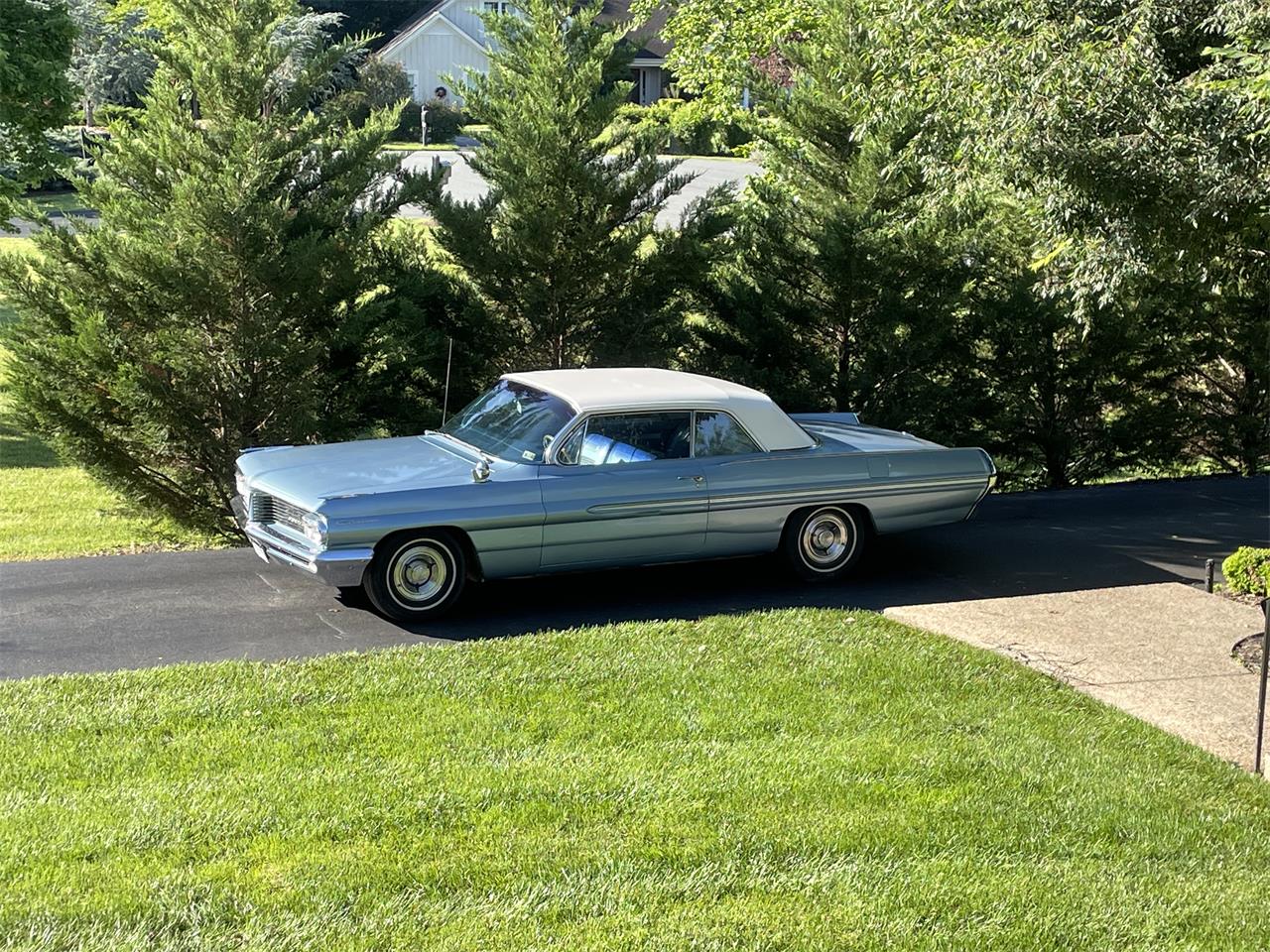 1962 Pontiac Catal - American Hot Rods