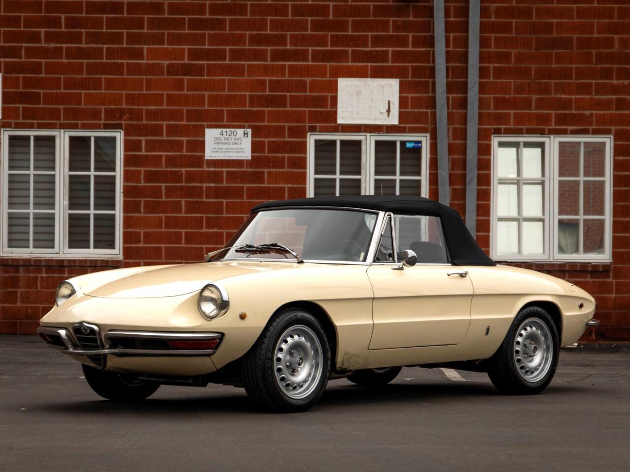 1969 Alfa Romeo Duetto - American Hot Rods