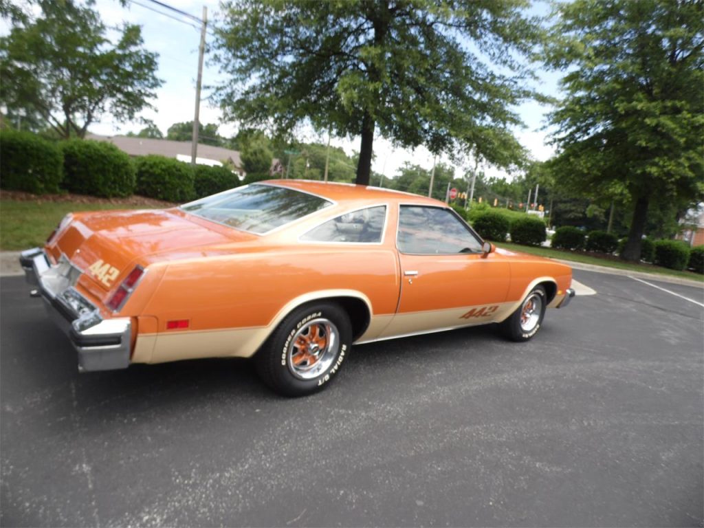 1977 Oldsmobile 442 - American Hot Rods
