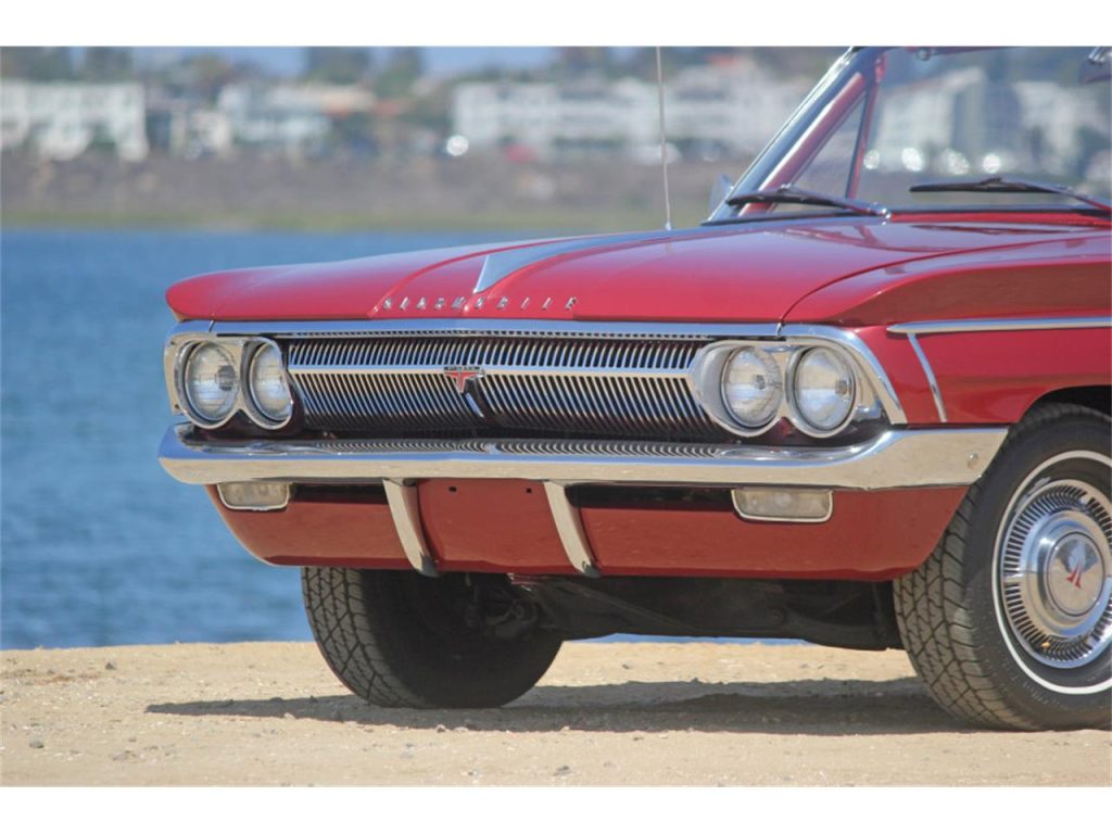 1962 Oldsmobile Cutlass - American Hot Rods