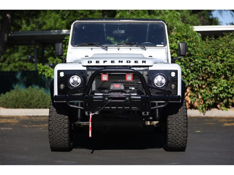 1992 Land Rover Defender - American Hot Rods