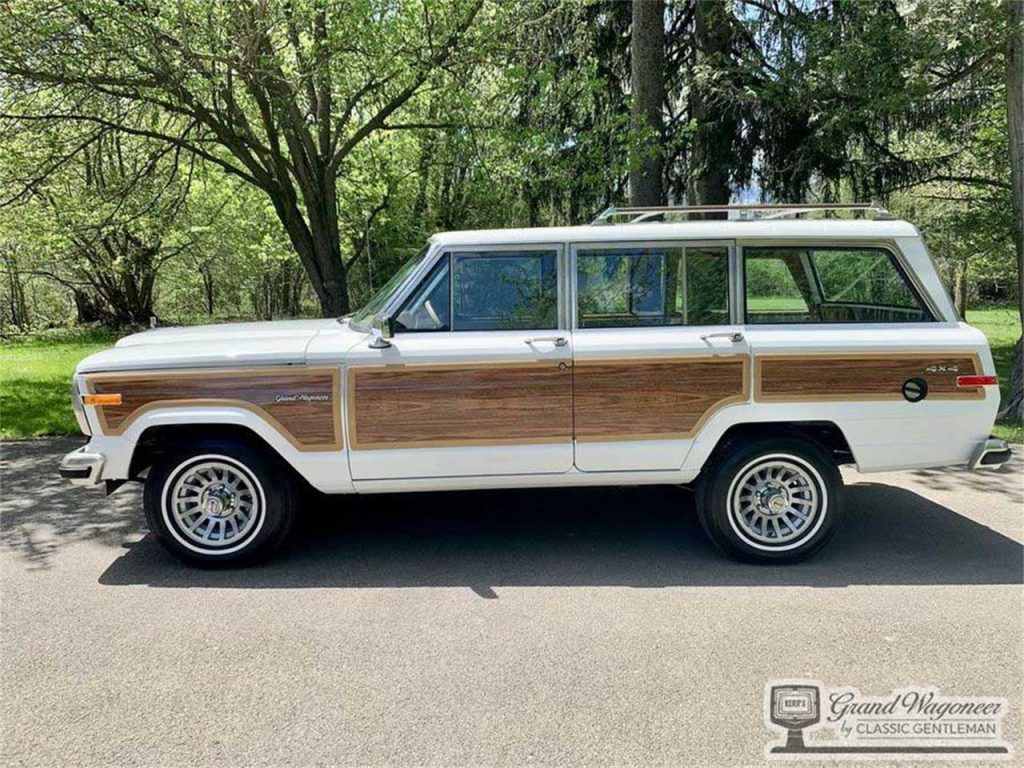 1987 Jeep Grand Wagoneer - American Hot Rods