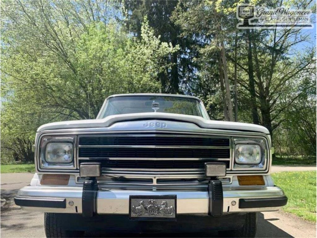 1987 Jeep Grand Wagoneer - American Hot Rods
