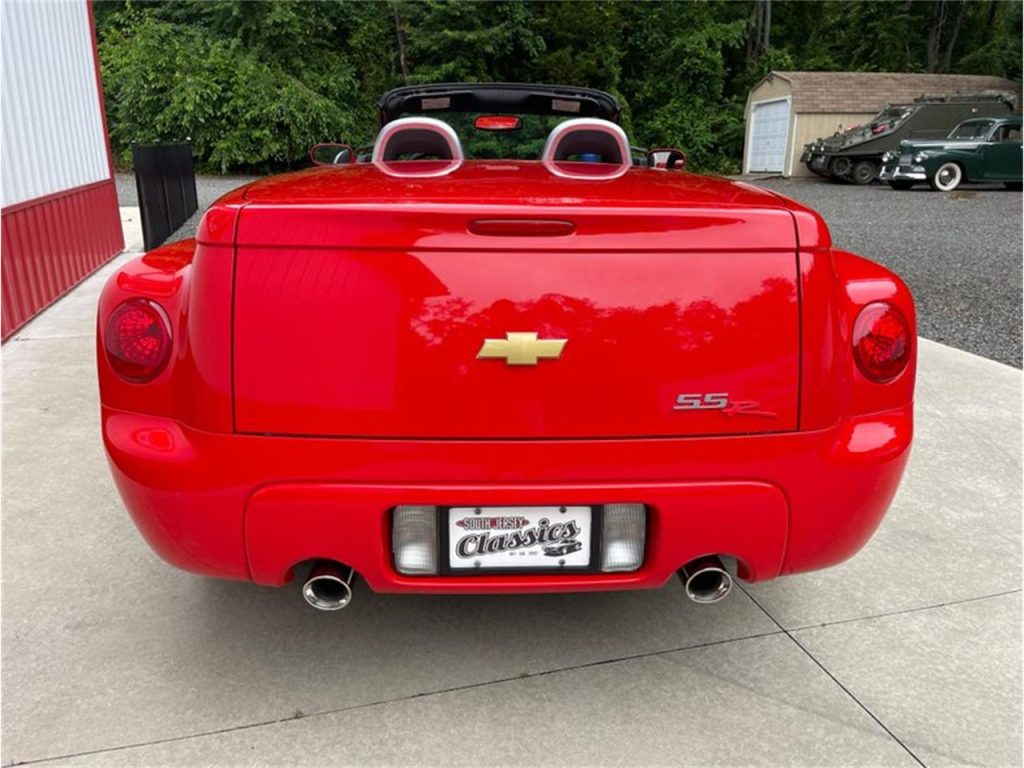 2005 Chevrolet SSR - American Hot Rods
