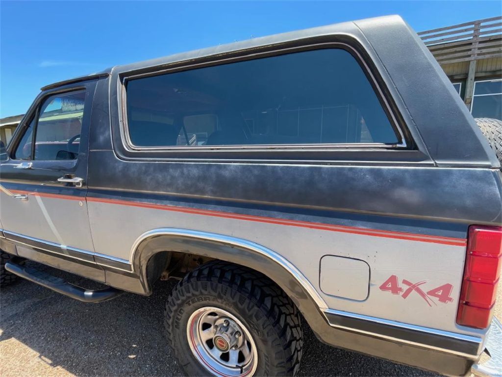 1985 Ford Bronco - American Hot Rods