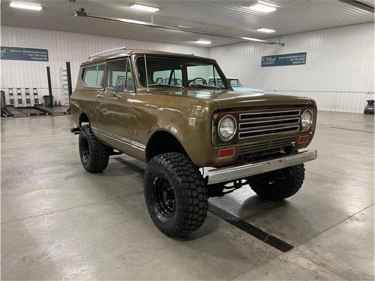 1972 International Scout - American Hot Rods