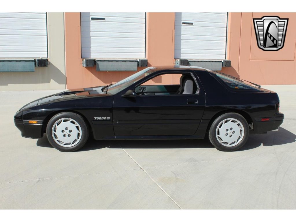 1987 Mazda RX-7 - American Hot Rods