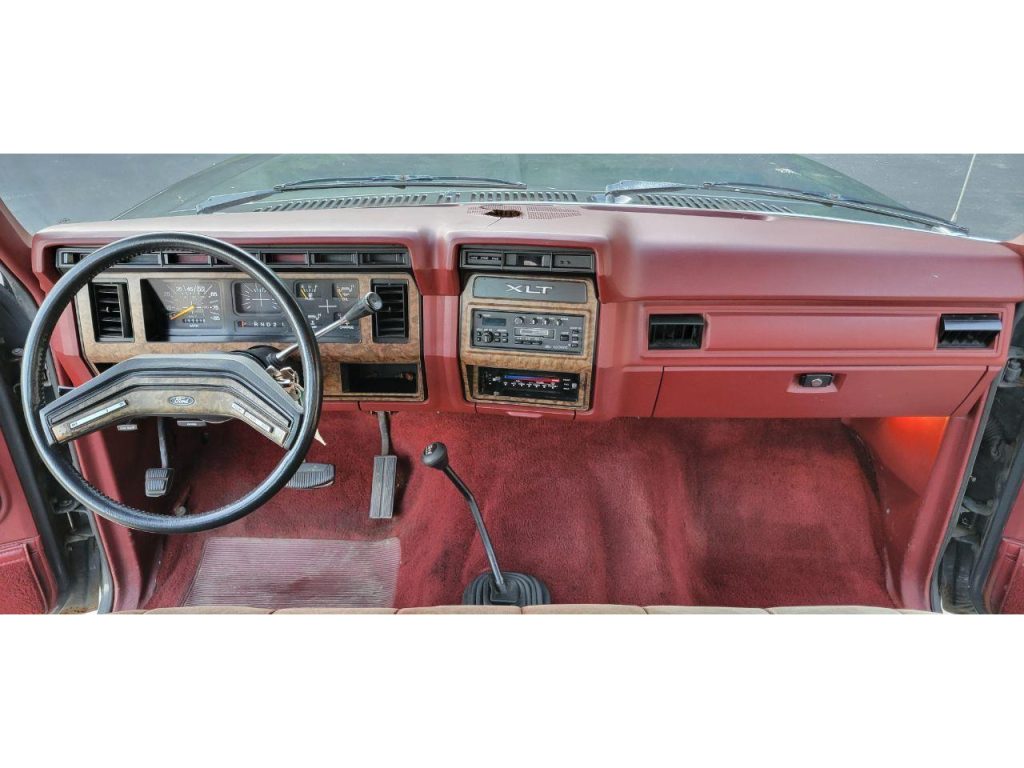 1986 Ford F250 - American Hot Rods