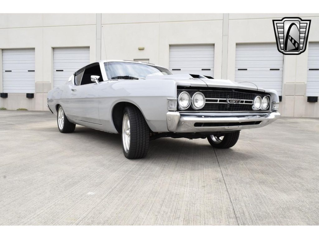 1968 Ford Gran Tor - American Hot Rods