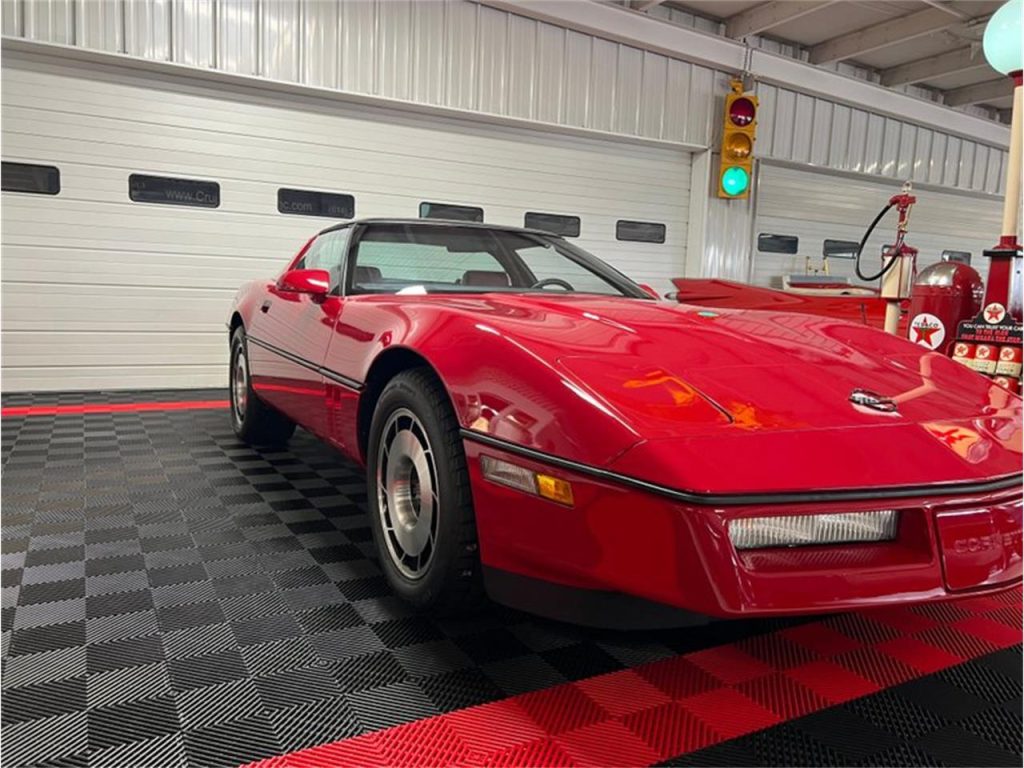 1984 Chevrolet Corvette - American Hot Rods