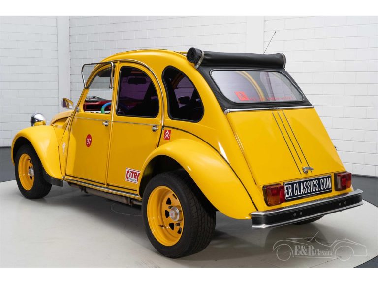 1982 Citroen 2CV - American Hot Rods