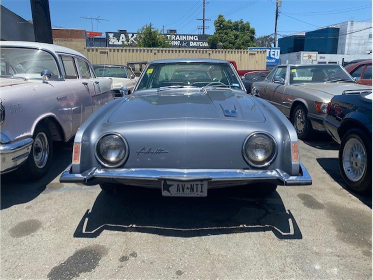1963 Studebaker Avanti - American Hot Rods