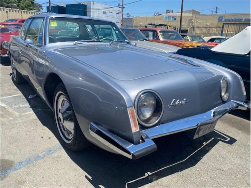 1963 Studebaker Avanti - American Hot Rods