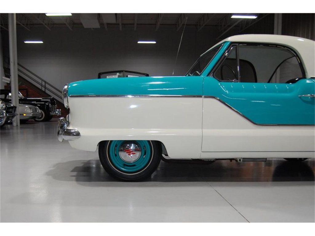 1961 Nash Metropolitan - American Hot Rods