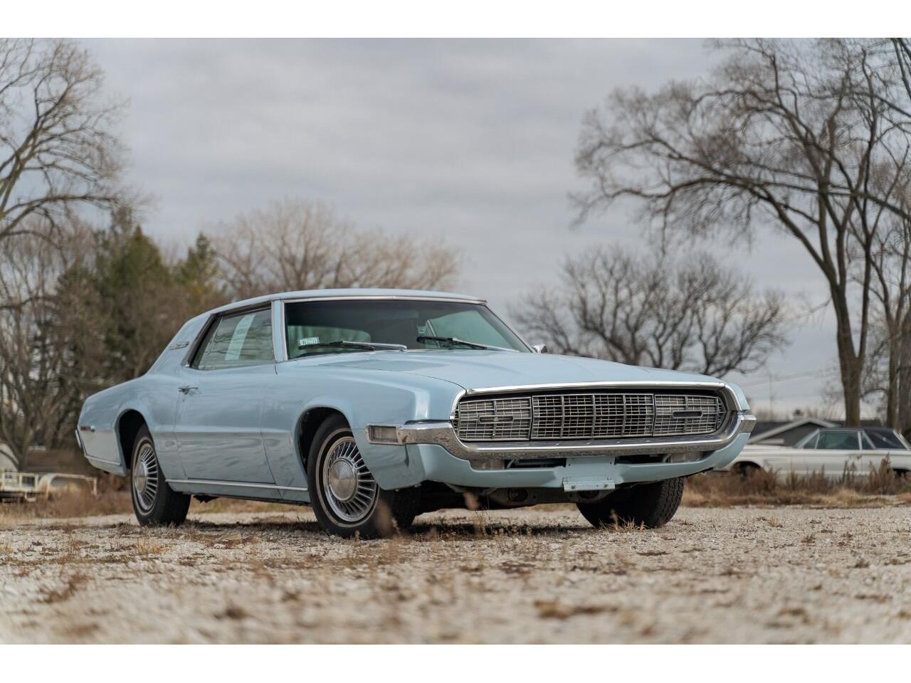 1968 Ford Thunderbird - American Hot Rods