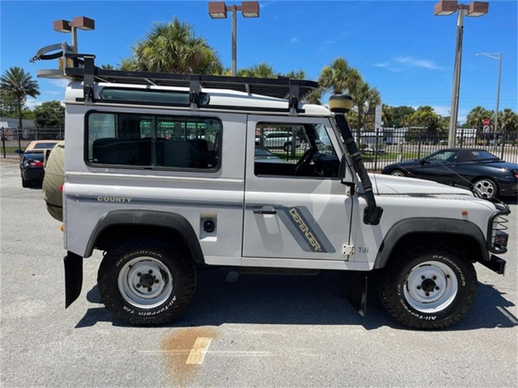 1996 Land Rover Defender - American Hot Rods