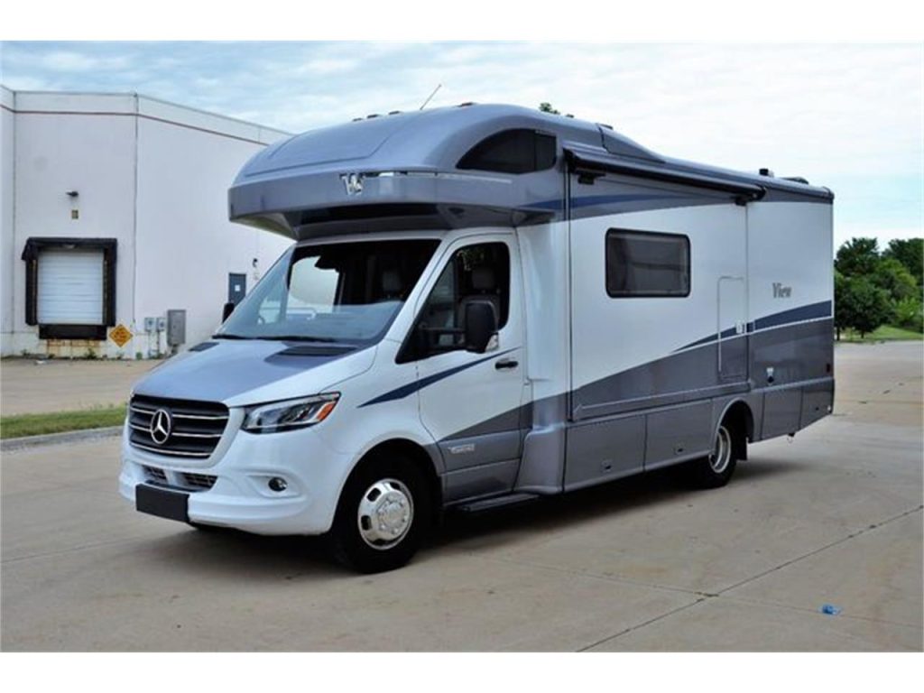 2021 Mercedes-Benz Spr - American Hot Rods