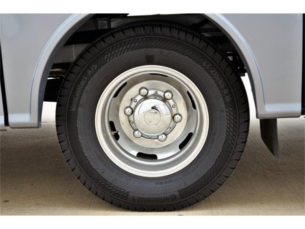 2021 Mercedes-Benz Spr - American Hot Rods