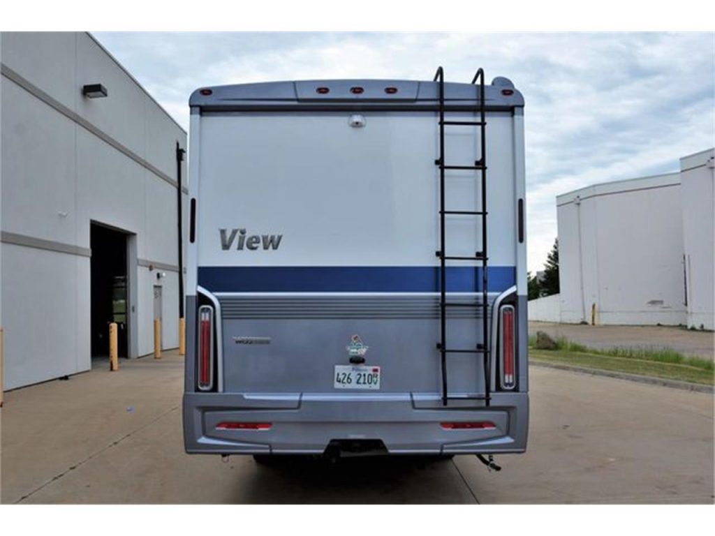 2021 Mercedes-Benz Spr - American Hot Rods