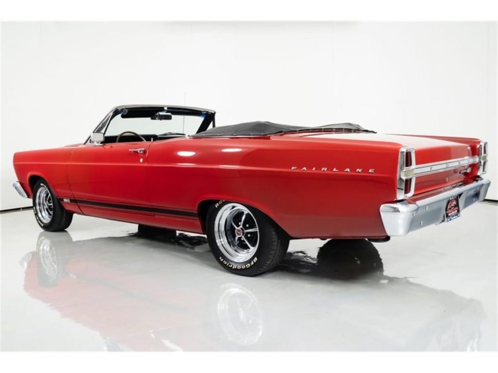 1967 Ford Fairlane - American Hot Rods