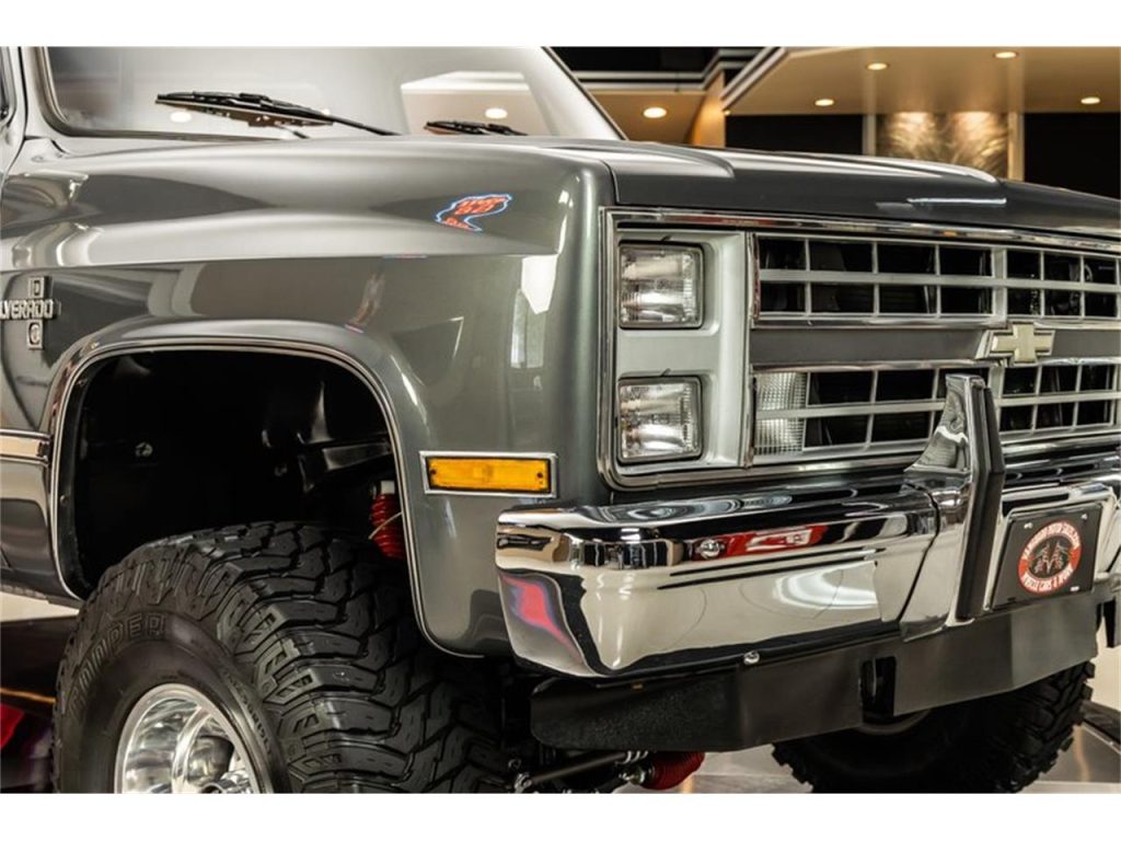 1987 Chevrolet Silverado - American Hot Rods
