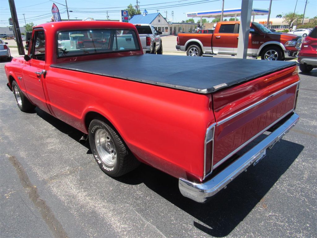 1970 Chevrolet C10 - American Hot Rods