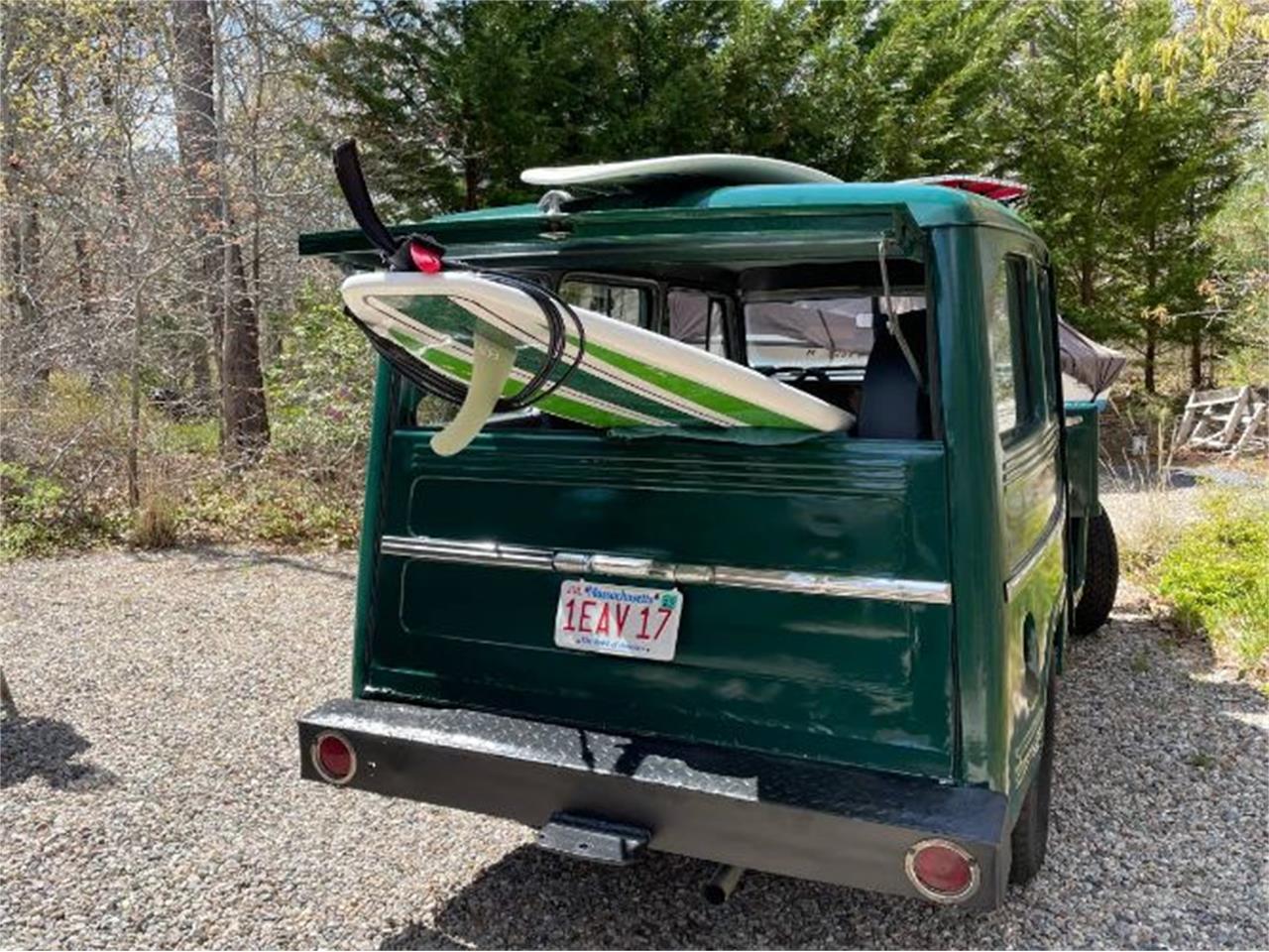 1963 Willys Wagoneer - American Hot Rods