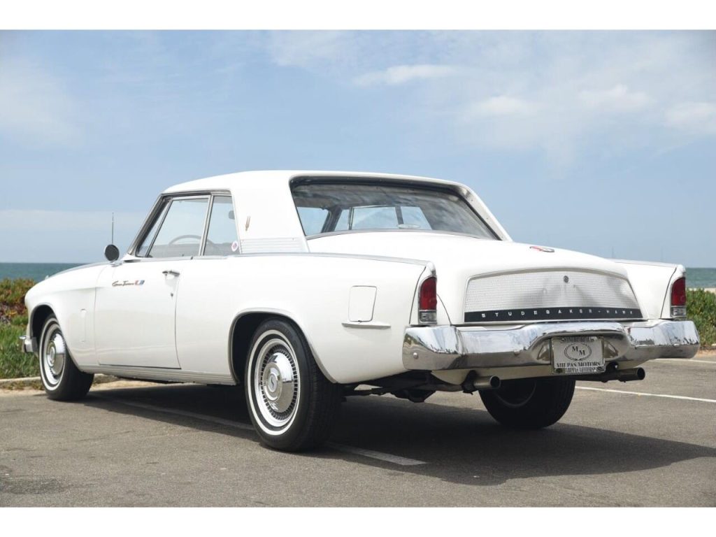 1963 Studebaker Hawk - American Hot Rods