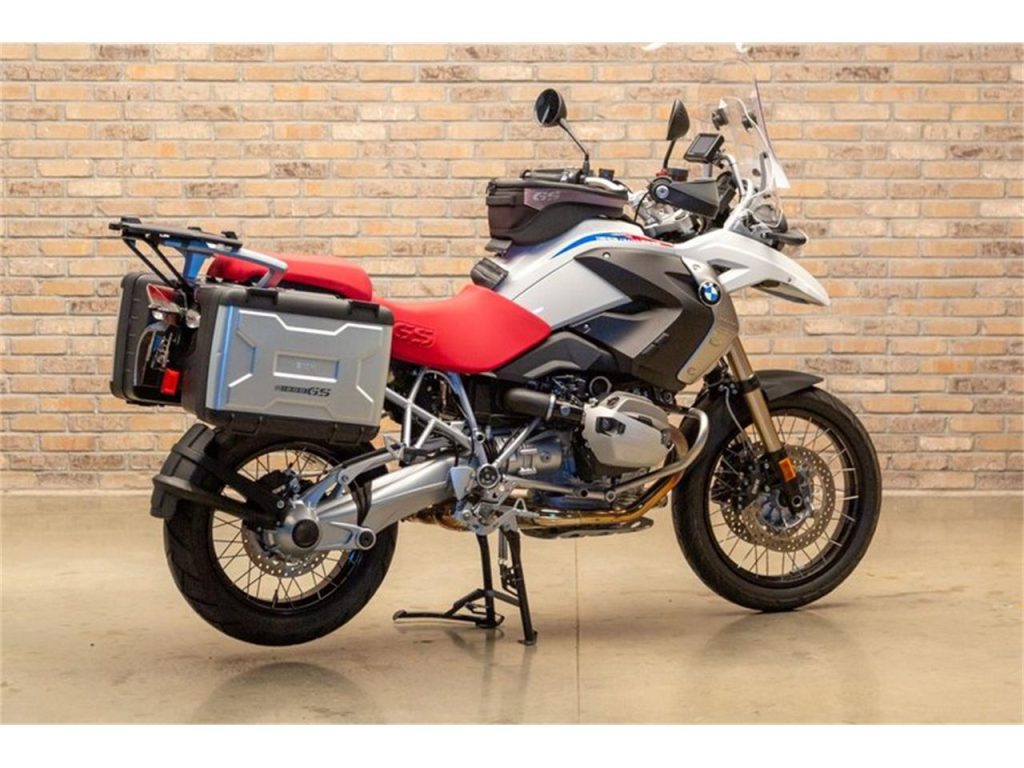 2010 BMW R1200 - American Hot Rods