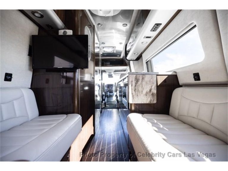 2016 Mercedes-Benz Spr - American Hot Rods