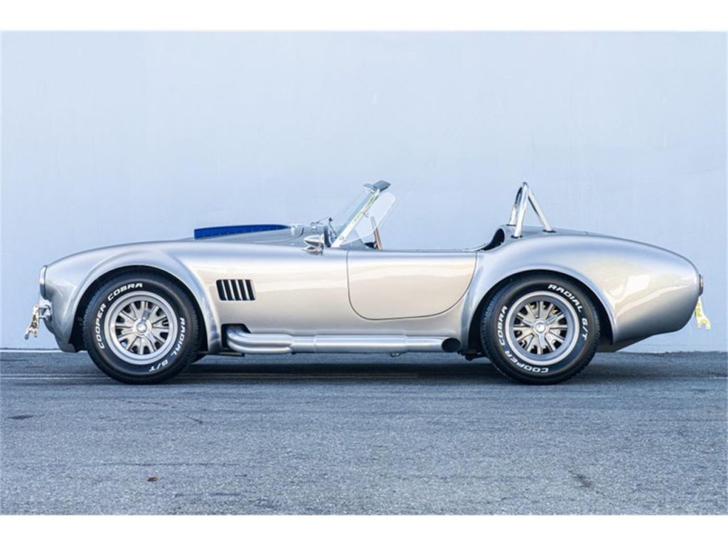 1965 AC Cobra - American Hot Rods