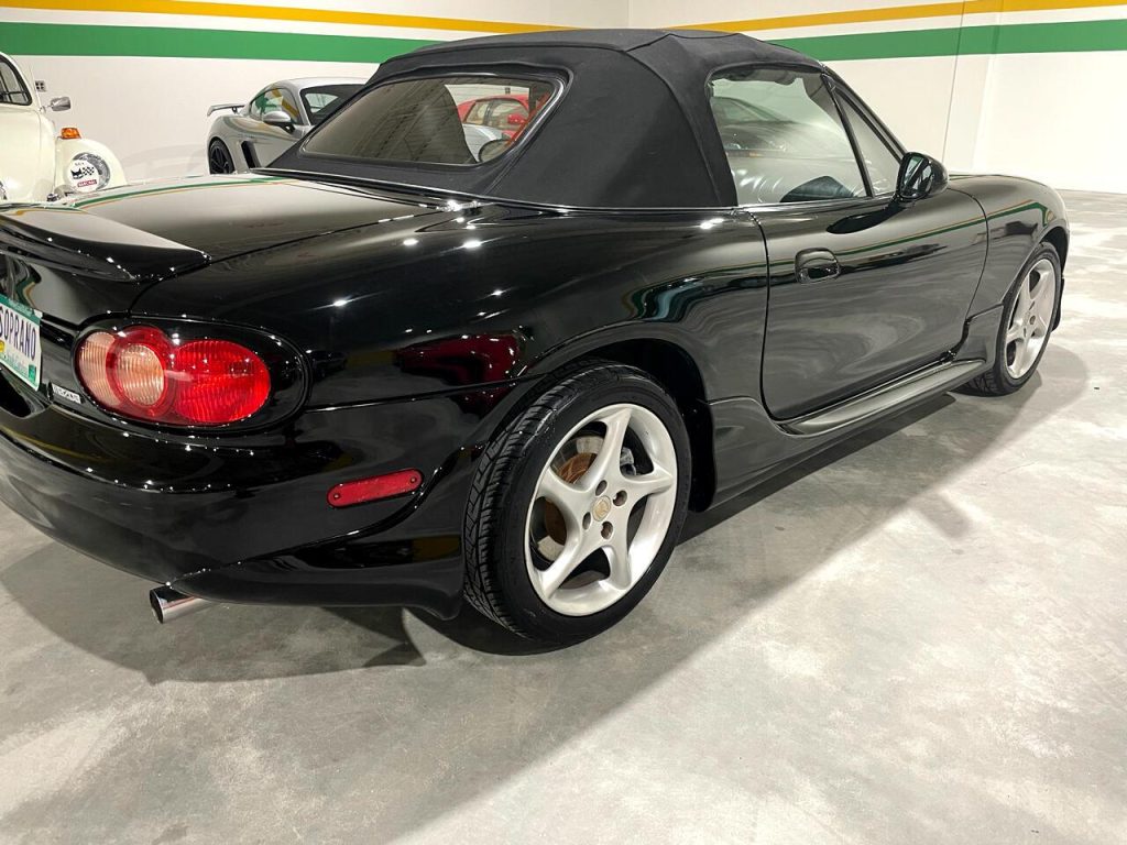 2003 Mazda Miata - American Hot Rods