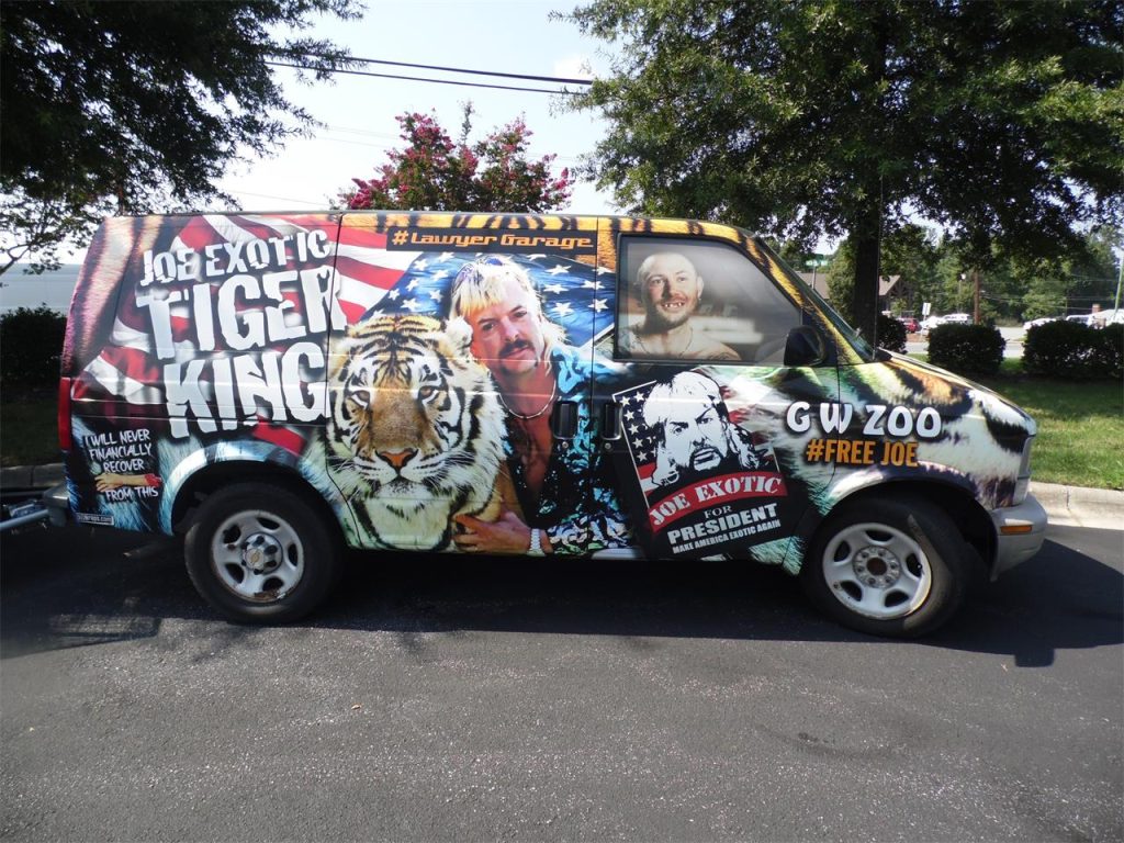 2005 Chevrolet Astro - American Hot Rods