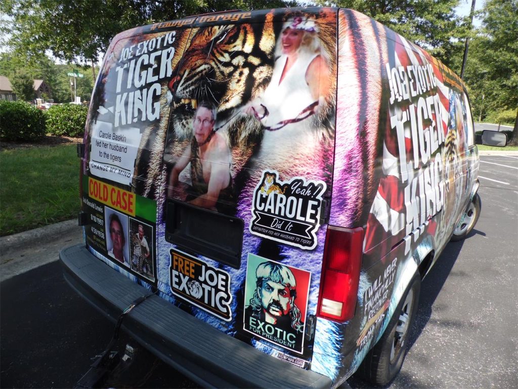 2005 Chevrolet Astro - American Hot Rods