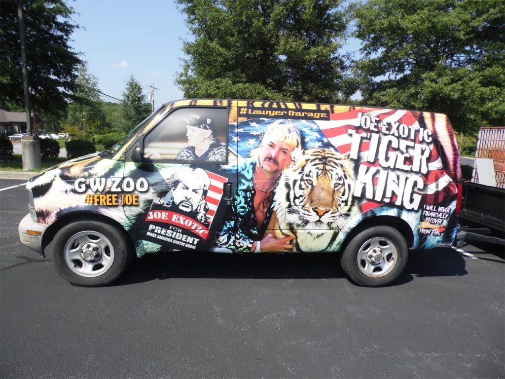 2005 Chevrolet Astro - American Hot Rods