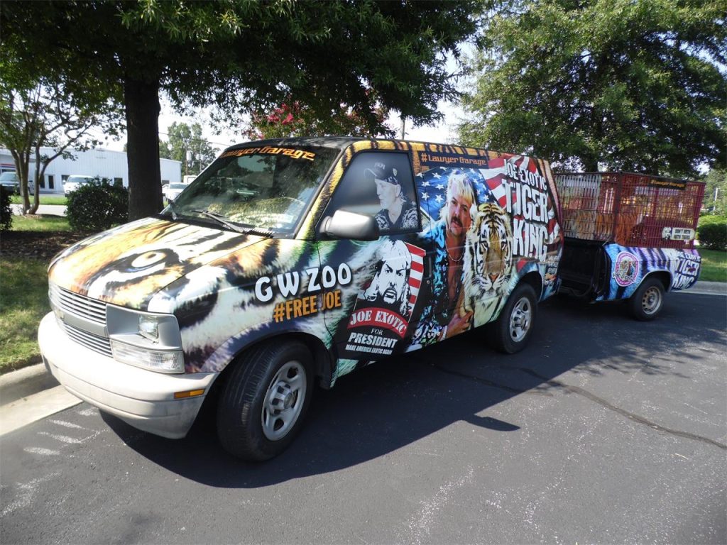 2005 Chevrolet Astro - American Hot Rods
