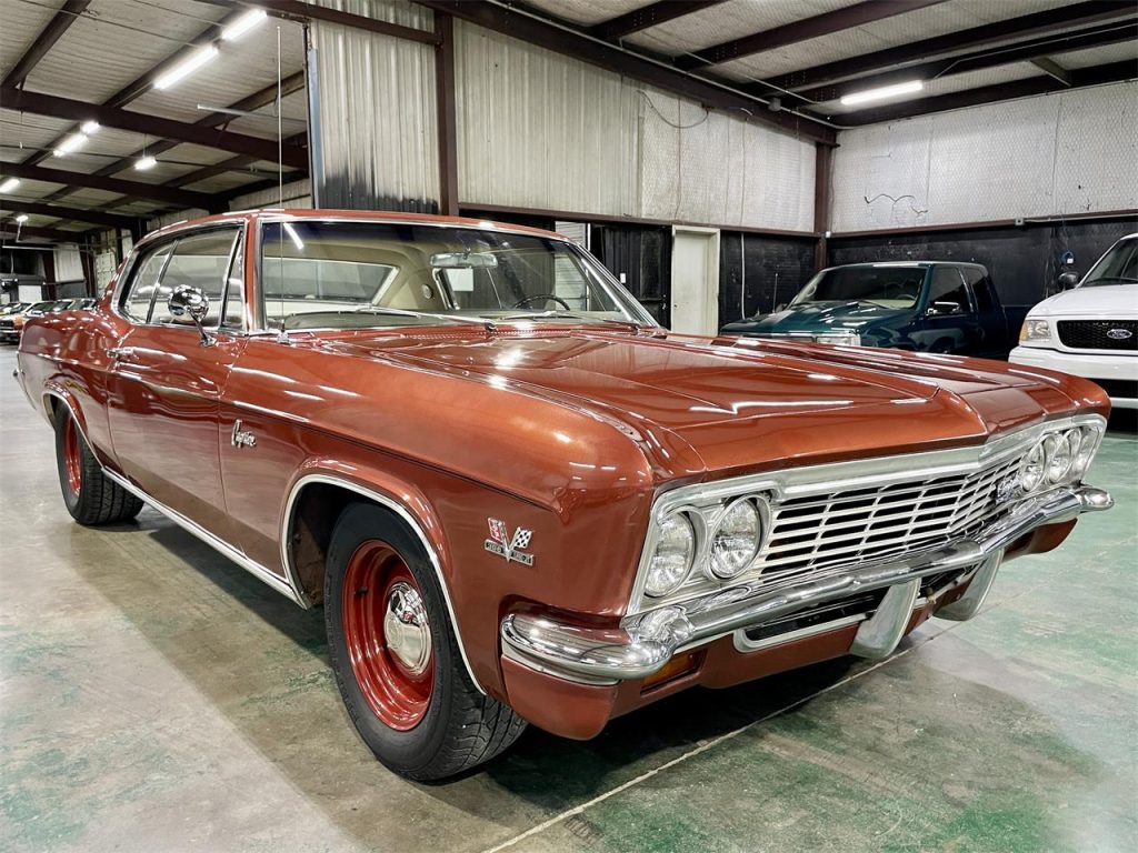 1966 Chevrolet Caprice - American Hot Rods