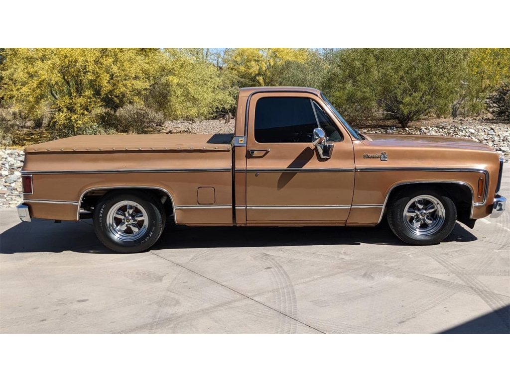 1980 Chevrolet C10 - American Hot Rods