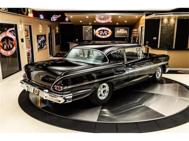 1958 Chevrolet Biscayne - American Hot Rods