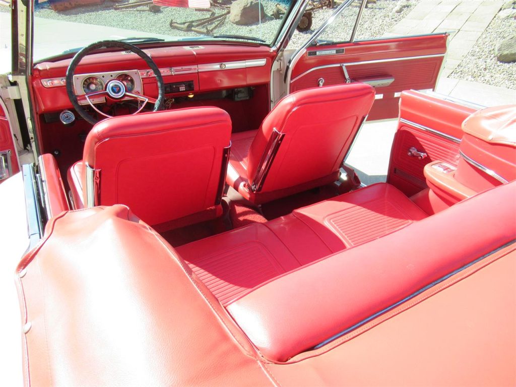 1965 Plymouth Valiant - American Hot Rods