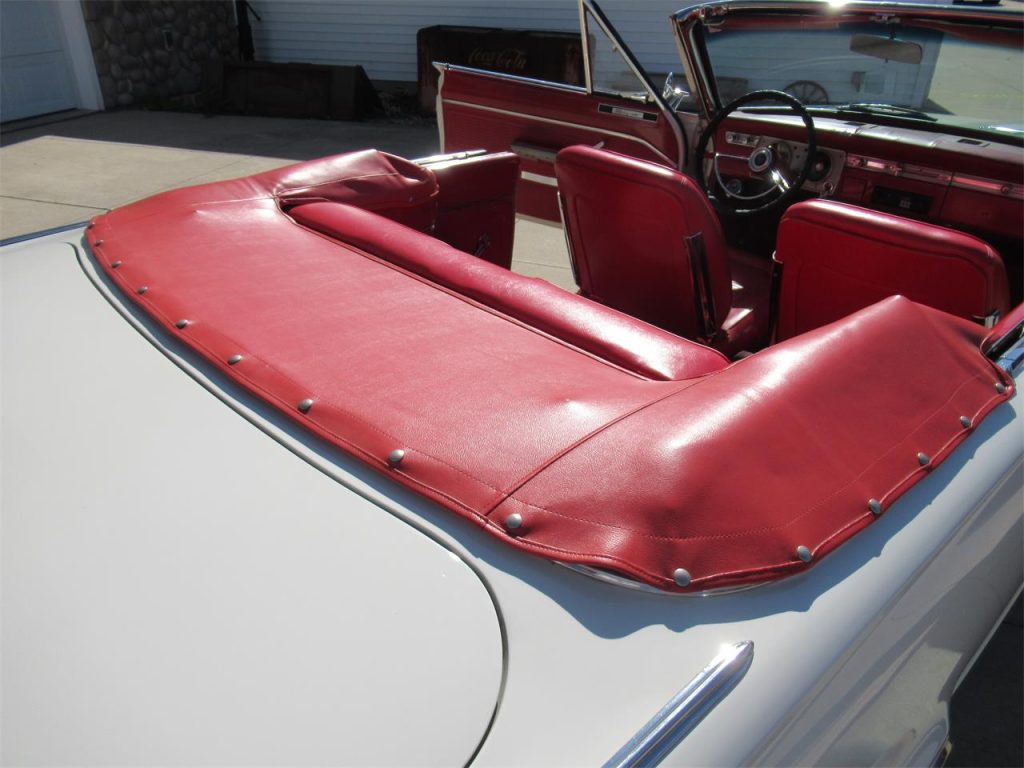 1965 Plymouth Valiant - American Hot Rods