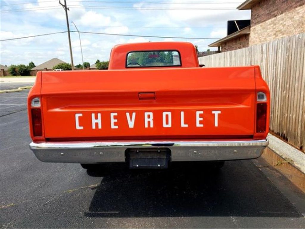 1967 Chevrolet C20 - American Hot Rods