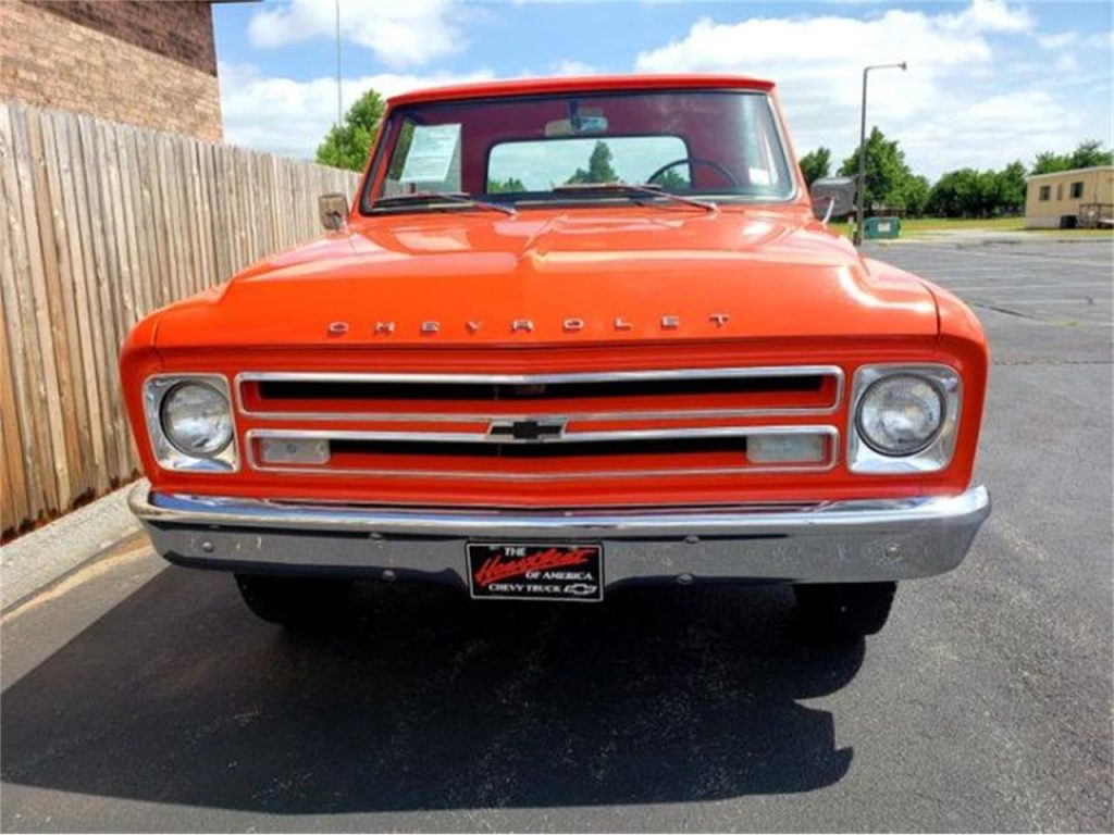 1967 Chevrolet C20 - American Hot Rods