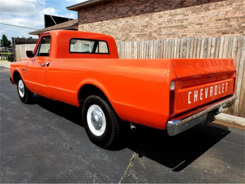 1967 Chevrolet C20 - American Hot Rods