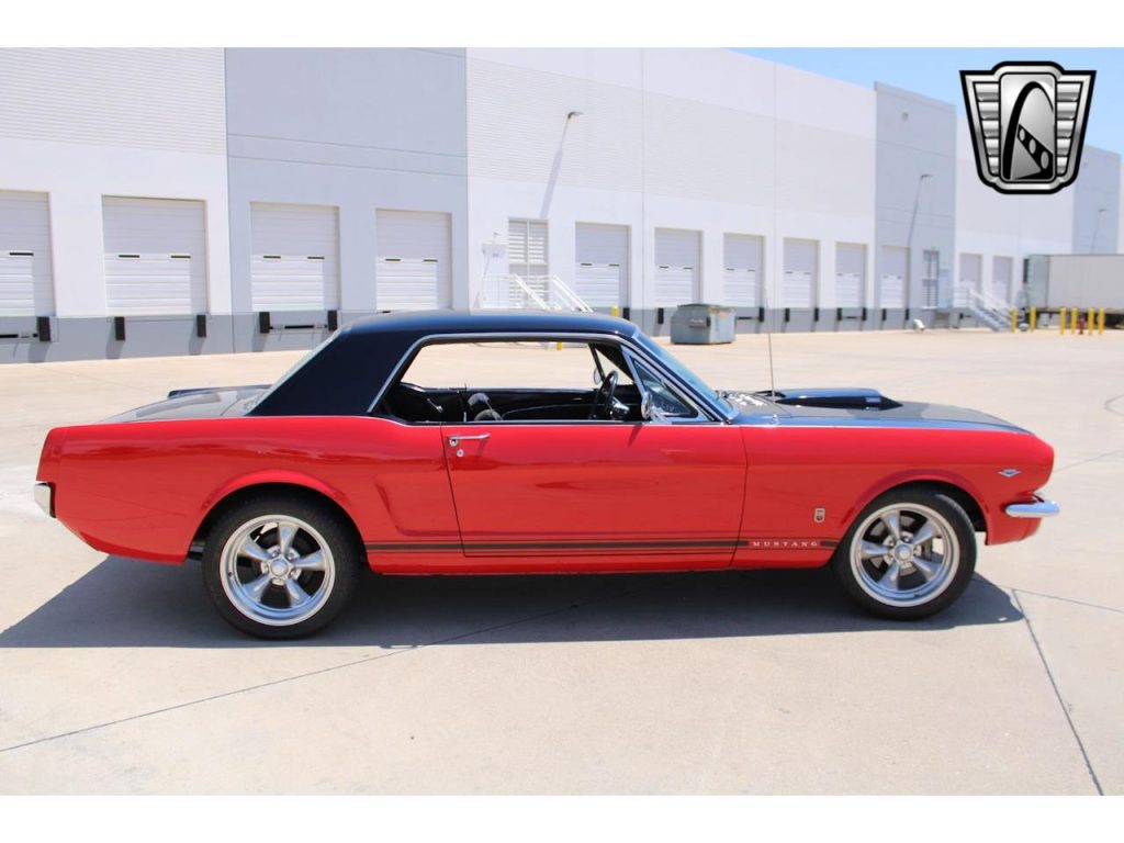 1965 Ford Mustang - American Hot Rods