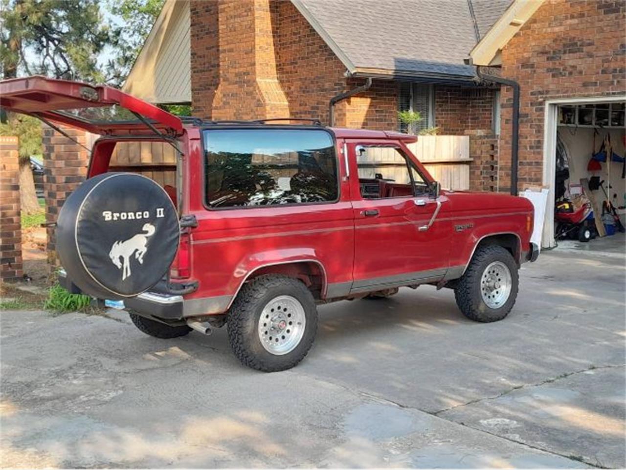 1988 Ford Bronco - American Hot Rods