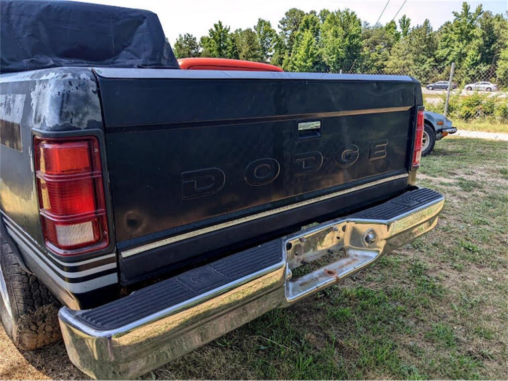 1989 Dodge Dakota - American Hot Rods