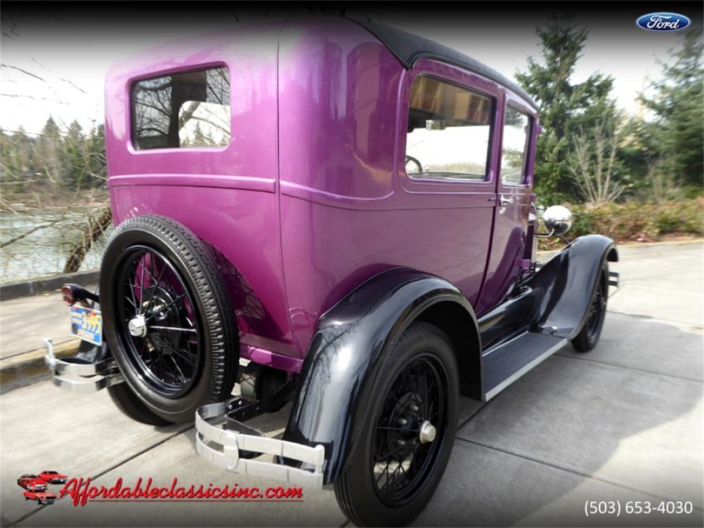 1929 Ford Model A - American Hot Rods