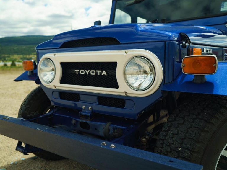 1974 Toyota Land Cruiser FJ40 - American Hot Rods
